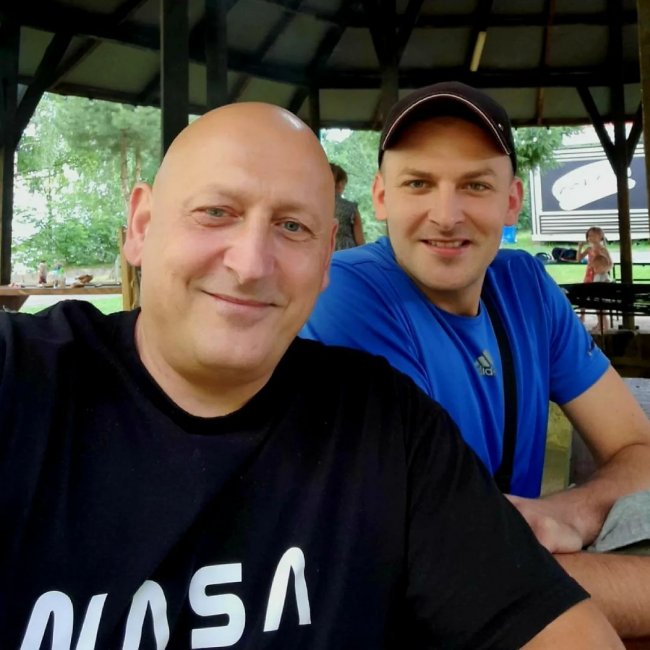 Jacek Wójcik rozebrał się na szlaku i... co on zrobił? Jego syn nie ...