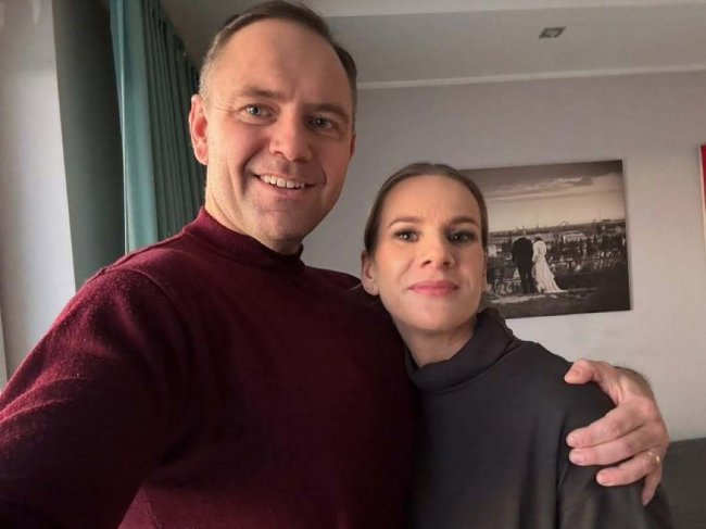 Marta od Karola oficjalnie wystartowała na Instagramie. Dodała pierwszy post i od razu pierwsza ...